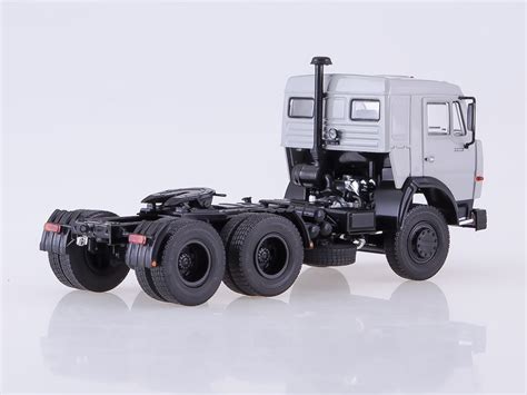 Масштабная модель КАМАЗ-54115 седельный тягач