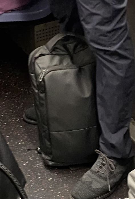 Can You Id This Bag Rmanybaggers