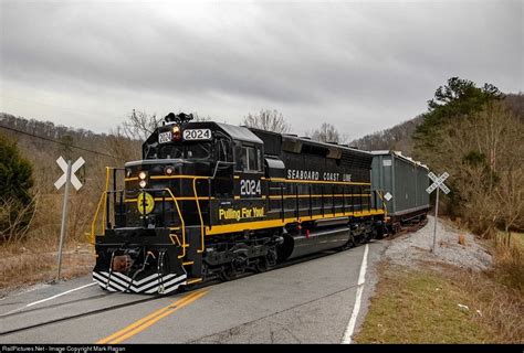 Scl 2024 Seaboard Coast Line Emd Sd45 Train At Oak Ridge Tennessee