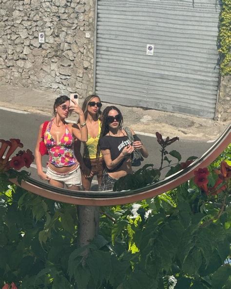 Las Fotos De Las Vacaciones De Tini Stoessel Nuevo Look Playa Y