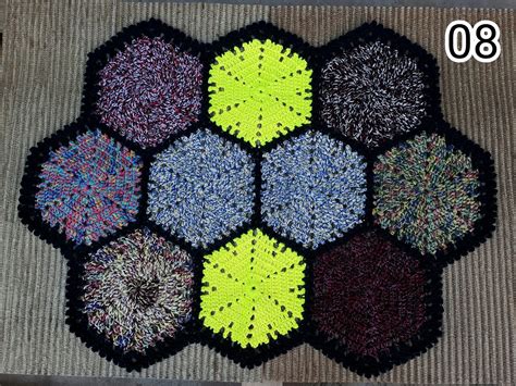 artesanatos da Luziane Tapete de crochê co sobras de barbante