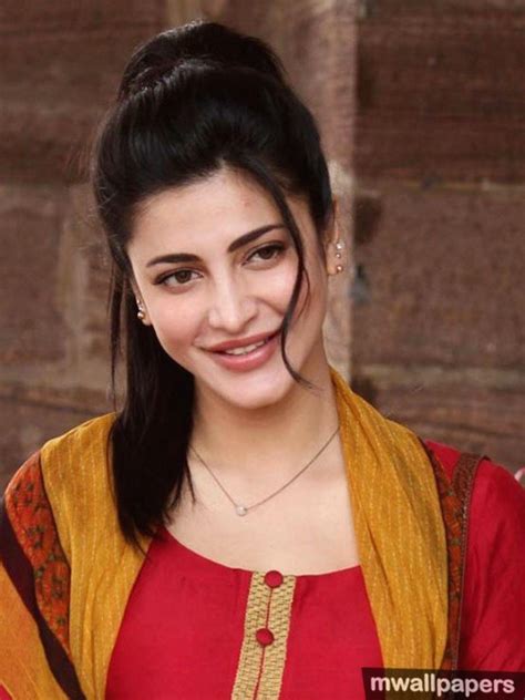 Shruti Hassan Hd Wallpapers Santabanta Dashing Shruti Hassan Womens