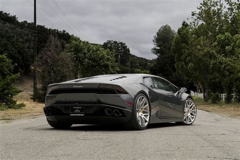 Lamborghini Huracan Luxury Sports Car