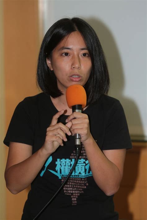 王寶萱憶少女時代 與同窗殷瑋從搭擋到從政分道 Yahoo奇摩電影戲劇