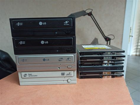 Привод DVD RW Sata IDE для ПК и ноутбука: 150 грн. - Комплектуючі та ...