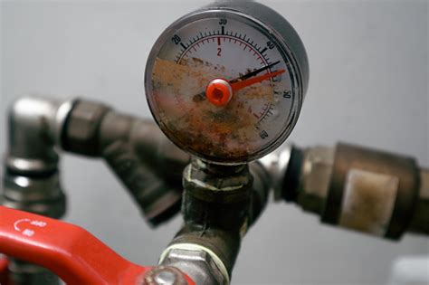 Manometer Rusak Pengukur Tekanan Buruk Di Pipa Sensor Tekanan Logam