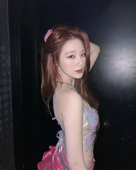 오늘자 슈화 섹시한 의상  인스티즈 Instiz 이슈 카테고리