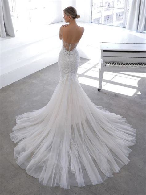 Schulterfreies Brautkleid Mit Sweetheart Ausschnitt Von Blue By Enzoani