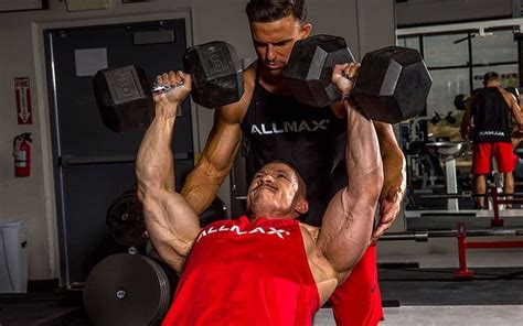 The Pec Pumper Workout To Blow Up Your Chest