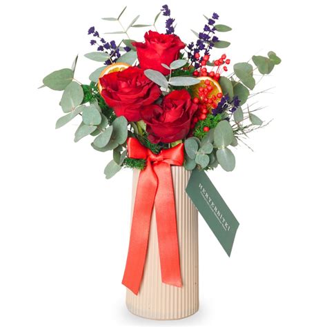 Ruby Embrace 3 Kırmızı Gül Heryerbitki