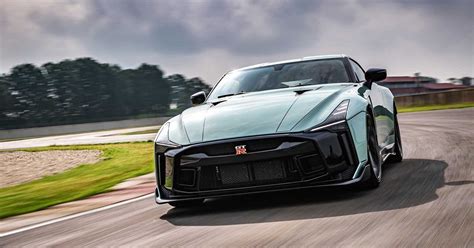 Could The Hybrid Nissan Gt R Beat Its Porsche And Jaguar Rivals