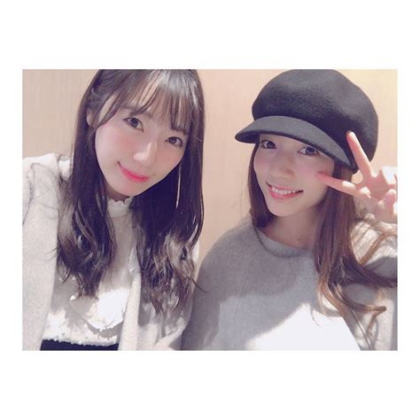 松井咲子 こないだお仕事まえに、ちょろっとみちゃと会えました 相変わらずのほのぼの空間 夏くらいにおそろいのワンピース着る約束したたのしみ