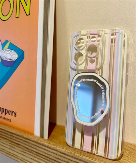 학담네 아이폰 14 프로 핸드폰 케이스 귀여운 스트라이프 거울