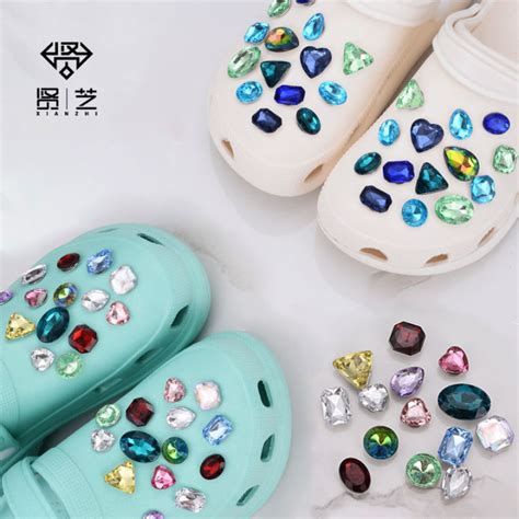 รองเท้า Crocs Jibbitz 28ชิ้นเซ็ตรองเท้าประดับเพชรคริสตัล Diy อุปกรณ์
