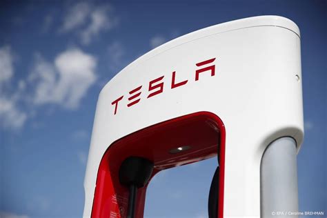 Tesla Zakt Op Wall Street Na Teleurstellende Kwartaalcijfers