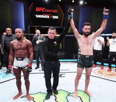 Javid Basharat Battled Through Adversity And Won His Third Fight In The Ufc Against A Tough And