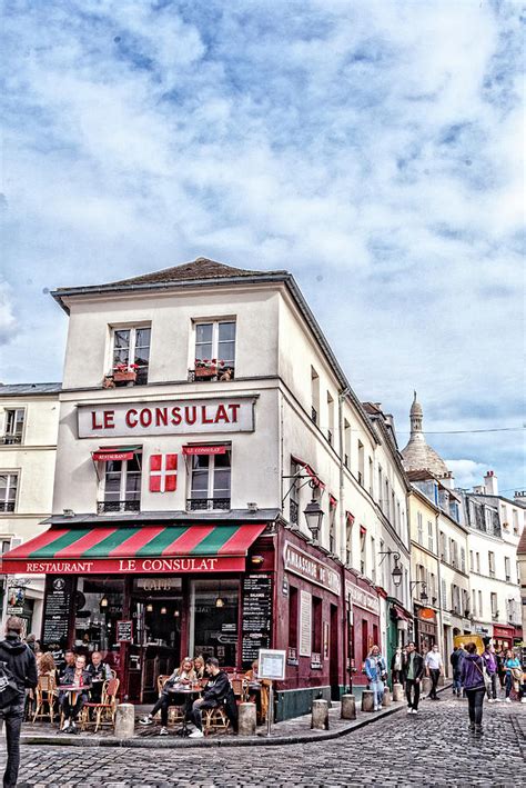 Le Consulat Restaurant Montmartre Paris Photograph By John Woods