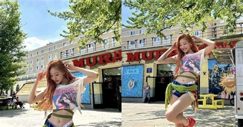 핫걸 키오라 쥴리 여름 햇살 아래 뽐낸 콜라병 몸매 N샷