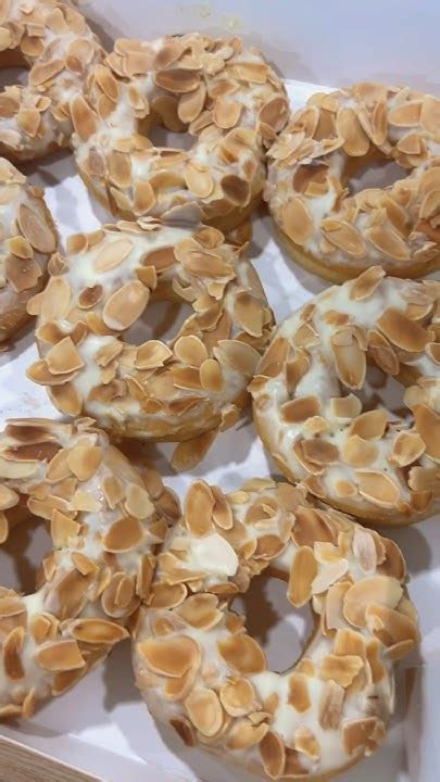 Jco Donut Alcapone And Assorted Flavors Youtube