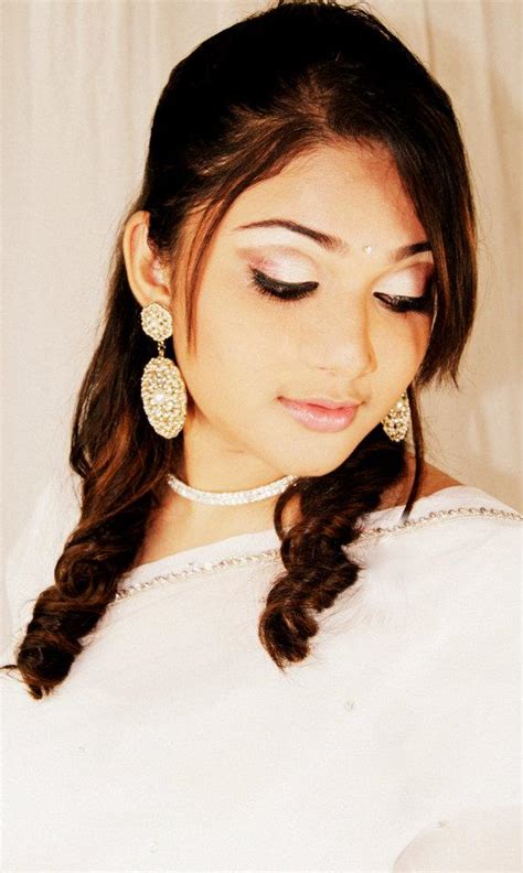 How Not To Wear Makeup Singapore Indian Girl Edition Saubhaya Makeup