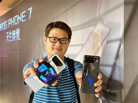 電競手機rog Phone 7與rog Phone 7 Ultimate完整開箱實測：細節再升級
