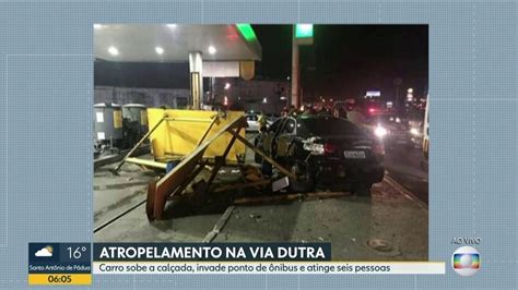 Vídeo Motorista invade ponto de ônibus e atropela seis pessoas na Via