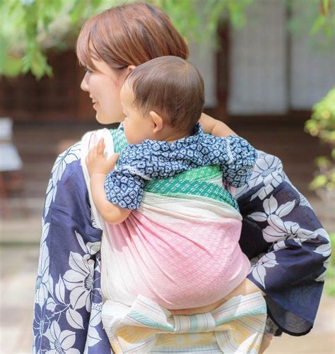赤ちゃんの姿勢 赤ちゃんの発達と抱っこ 抱っことおんぶの相談所 Hugiku Kawagoe
