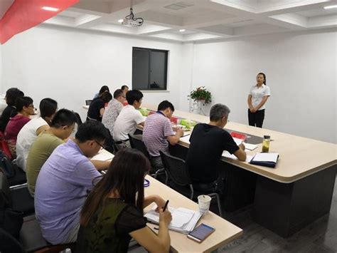 競爭上崗展才能 換屆換出好班子——宜城路街道舉行社區「兩委」後備幹部競爭上崗面試 每日頭條