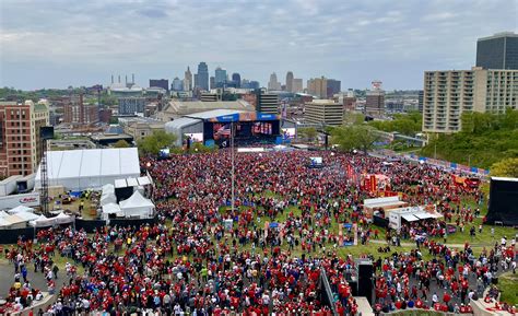 2023 Nfl Draft In Kansas City Live Updates Picks On Day 1