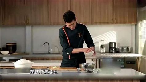 红烧狮子头的做法在家也能做出饭店级美味犒劳下你的胃 美食 美味食谱 好看视频