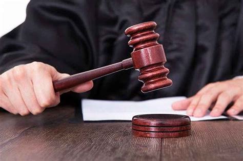 Homem que matou dono de bar por dívida de R é condenado a anos de prisão