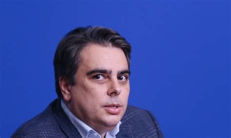 Александър Иванов Бюджетната политика на Асен Василев ще доведе до инфлация и санкции за