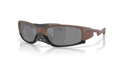 Oakley Plantaris Sq Sunglasses With Mahogany Frame And Prizm Black