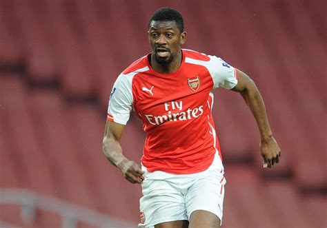 Arsenal Transfer News Abou Diaby Set To Sign New Contract Talks