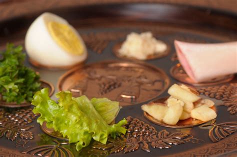 Passover Dinner At Chompies Chompies Restaurant Deli Bakery And Catering