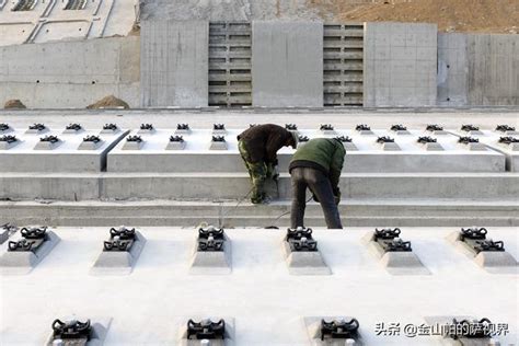 走，去建設中的鄭萬高鐵平頂山西站看看，鋪軌進行時 每日頭條