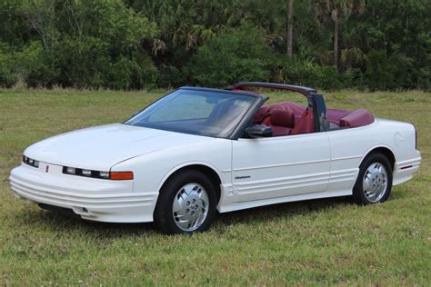1992 Oldsmobile Cutlass Supreme Premier Auction