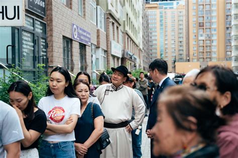 Ерөнхий сайд Л Оюун Эрдэнэ Энэ сонгуулиар ард иргэд өнгөрсөн 30 жилийг дүгнэх гэж байна