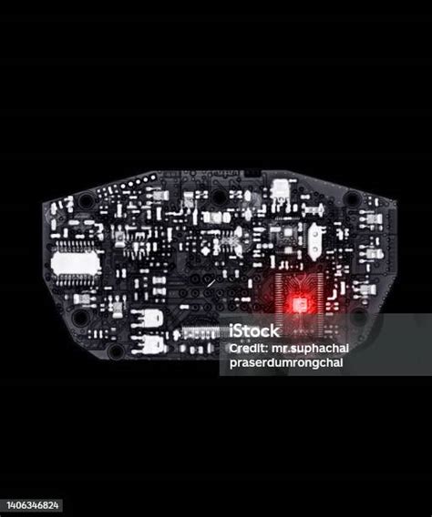 Gambar Sinarx Dari Unit Kontrol Mesin Atau Ecu Foto Stok Unduh Gambar Sekarang Alat Kerja