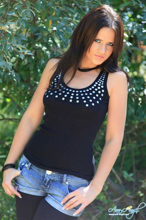 Ann Angel Pictures Hotness Rating 90210