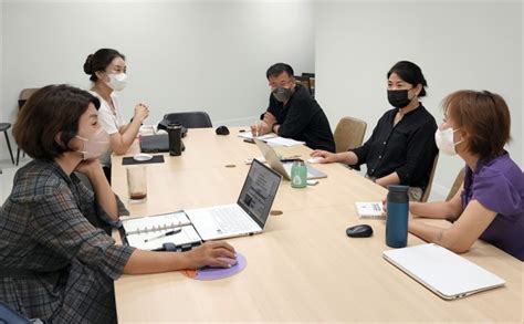 오마이뉴스 말하고 쓰면 삶이 달라진다 구술생애사를 하는 사람들 책이밥 이은하 대표 세종지혜의숲과 생활기록가 양성과정