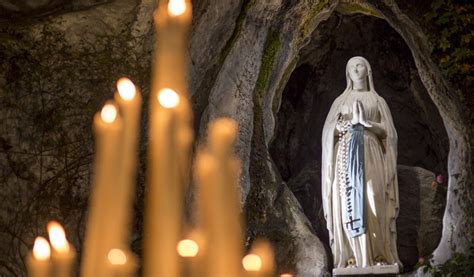 Invoca oggi 3 Febbraio la Madonna di Lourdes nella tua vita è il 2