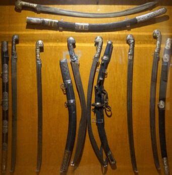 Sheath Vs Scabbard Whats The Difference Survival Freedom