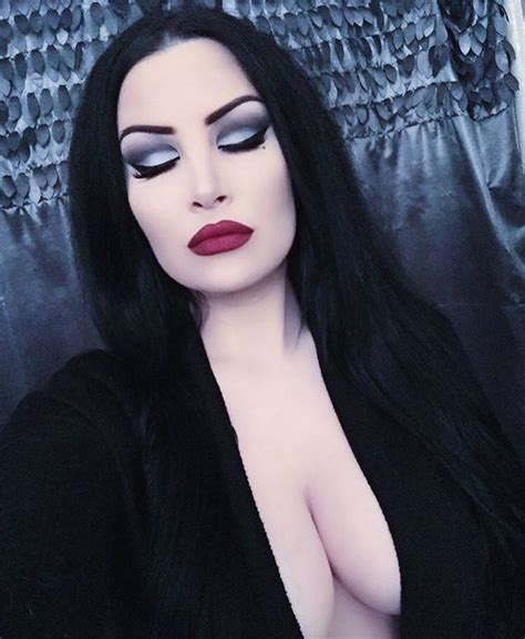 Sexy Halloween Makeup Ideas To Get Inspired From Godfather Style