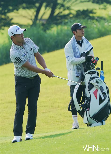 [mhn포토] 이준석 최대한 근접~