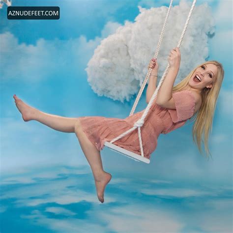 Brianna Paige Arsement Feet Aznudefeet