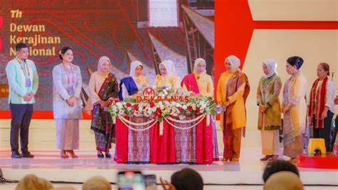HUT Dekranas Ke 43 Dihadiri 1 496 Undangan Ditandai Dengan Pemotongan