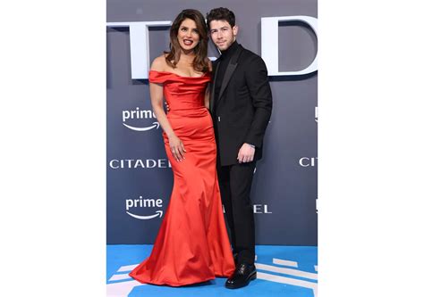 Citadel London Premiere Nick Jonas Takes His Pda With Priyanka Chopra