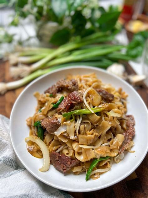 Cantonese Beef Chow Fun Recipe