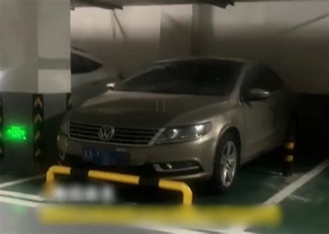 業主不甘車位遭佔 設欄杆阻霸佔者汽車駛出｜即時新聞｜兩岸｜oncc東網